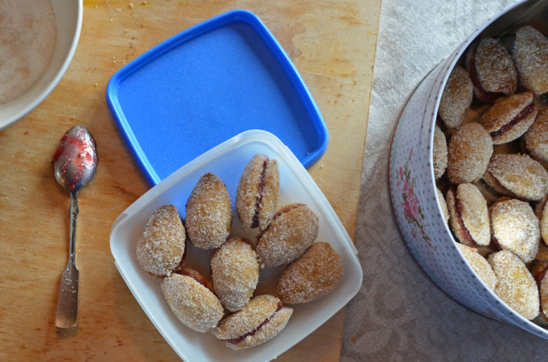Recipe for Traditional Finnish Spoon Cookies "Lusikkaleivät" - SaimaaLife