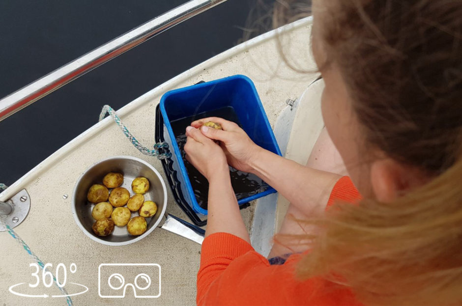 Super Simple Recipe of Finnish Rye Cracker - "Näkkäri" - SaimaaLife